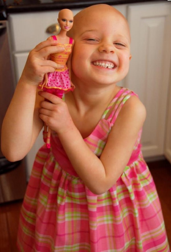 ELLA BARBIE CANCER | Es la Moda