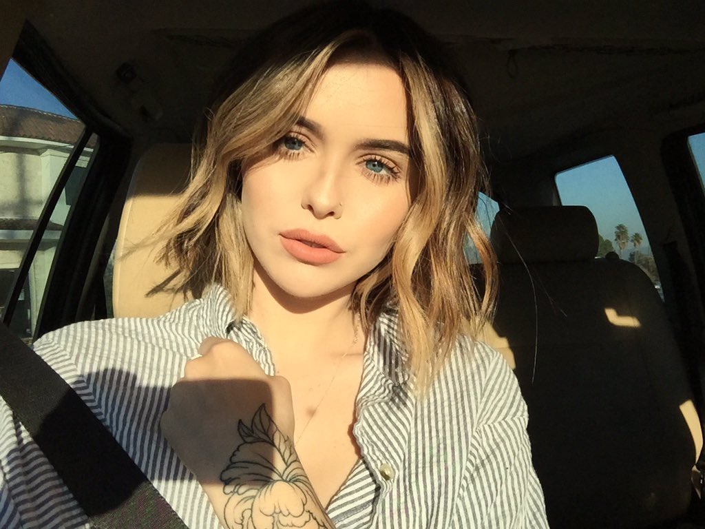 Selfies que necesitas tomarte en el auto | Es la Moda