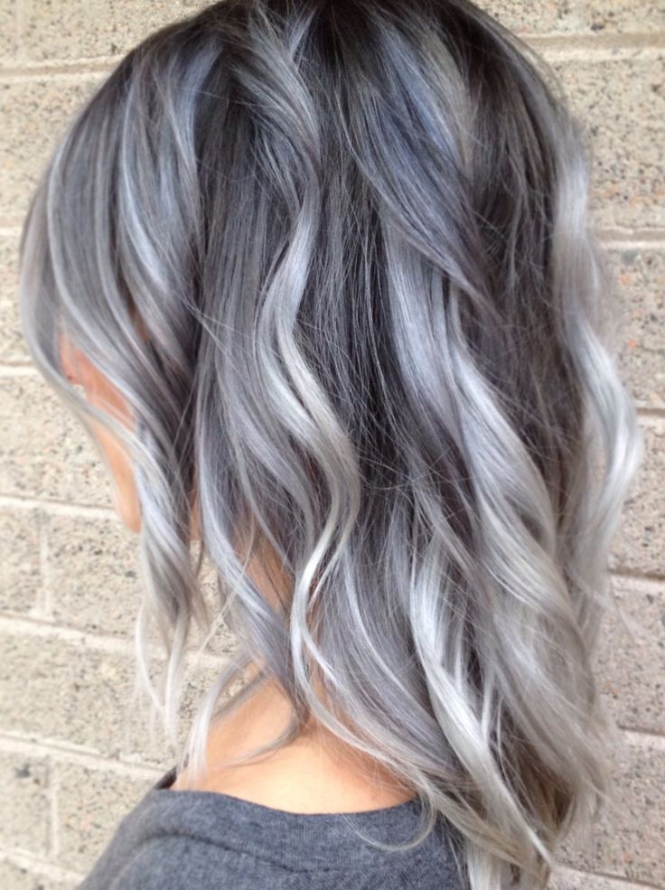 Razones por las que deberías teñirte el cabello de color gris | Es la Moda