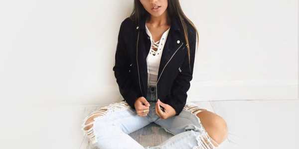 20 Poses sentada que definitivamente debes intentar en tus fotos | Es ...