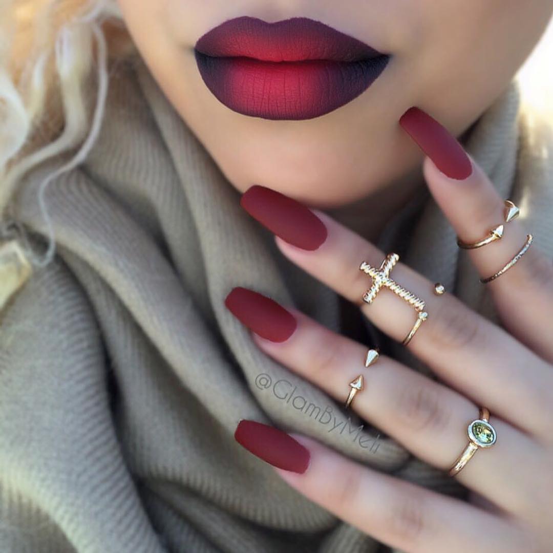 ¡Necesitas urgentemente un labial color vino! | Es la Moda