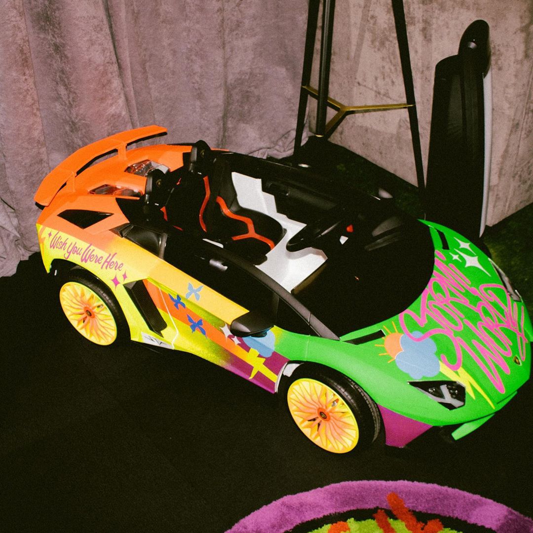 Stormi tiene un carro más lujoso que los que tiene su mamá | Es la Moda