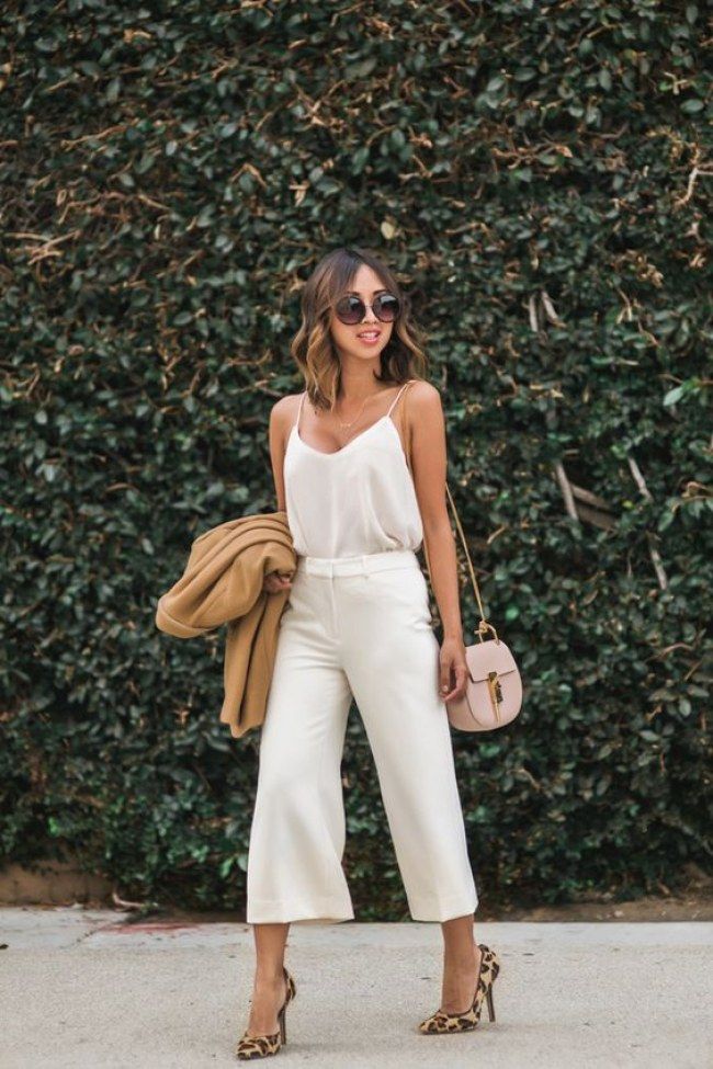 Outfits blancos para recibir el verano como una diosa | Es la Moda