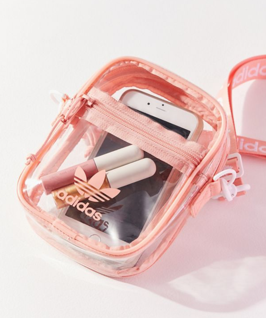 Bolsos transparentes para que no busques durante mil horas tus cosas ...