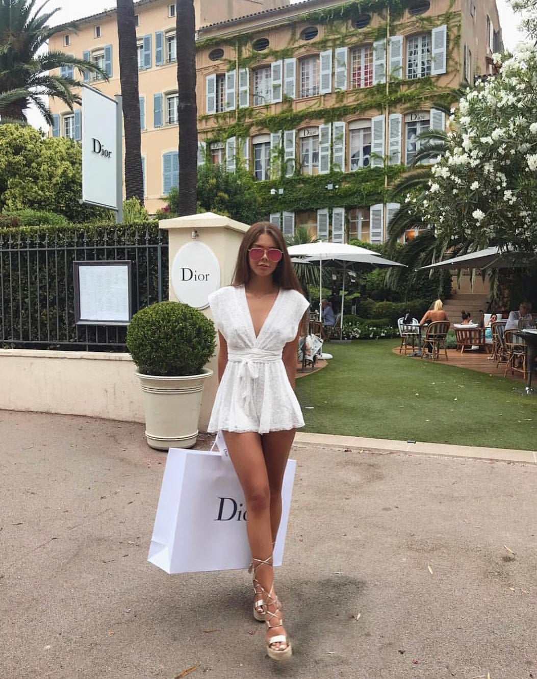 Outfits primaverales que aún puedes usar en verano | Es la Moda