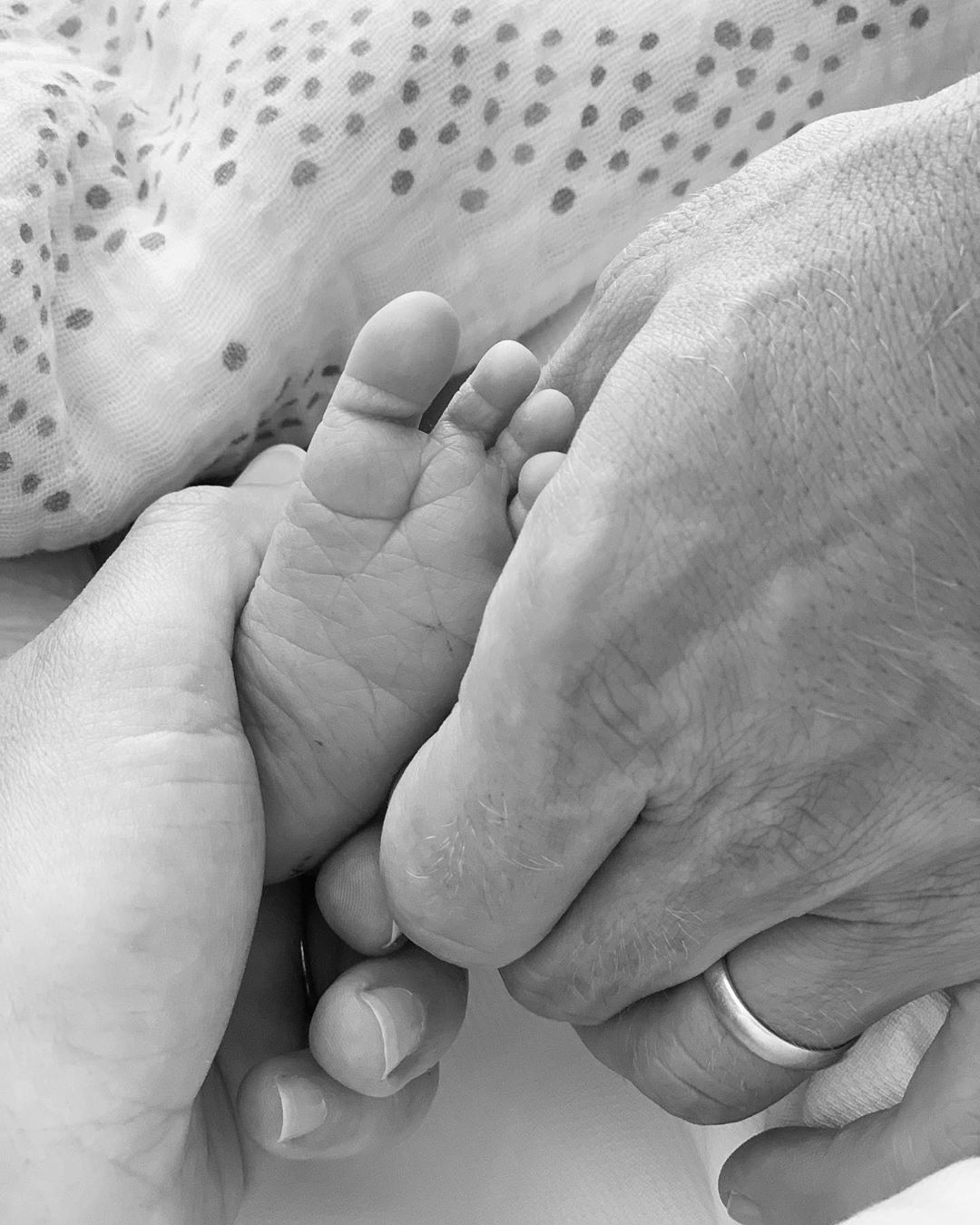 Lea Michele revela con hermosa foto que ya nació su bebé | Es la Moda