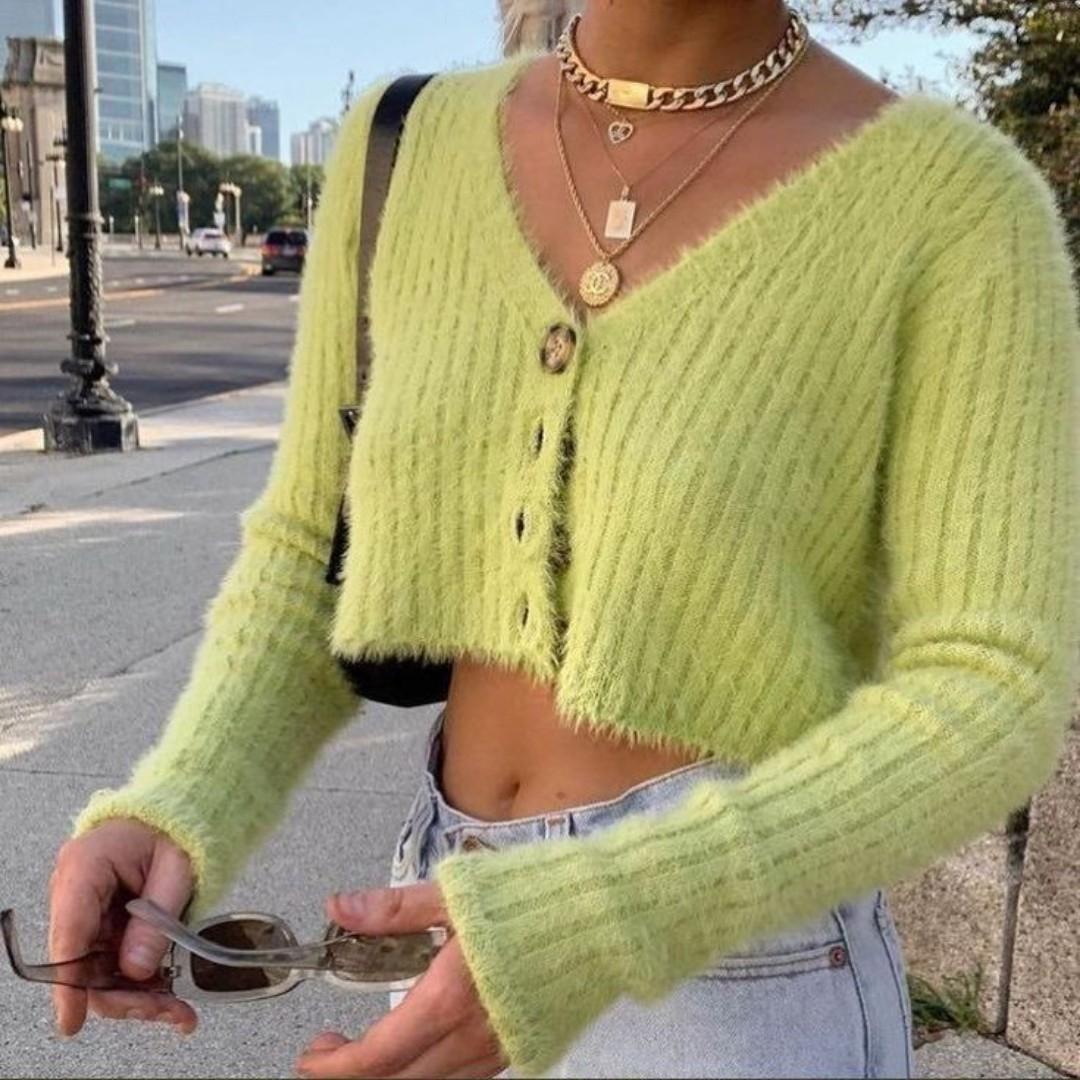 Blusas perfectas para las que usan jeans a diario | Es la Moda