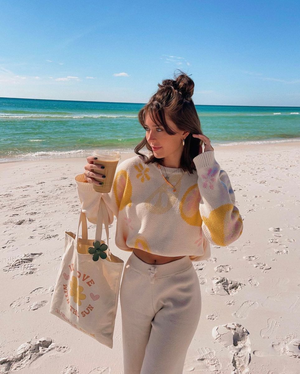 Looks de playa para tu primer viaje del año | Es la Moda