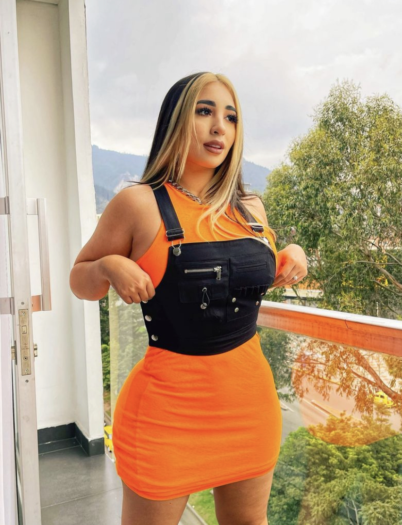 Queen Buenrostro tiene una obsesión dañina con su cintura | Es la Moda