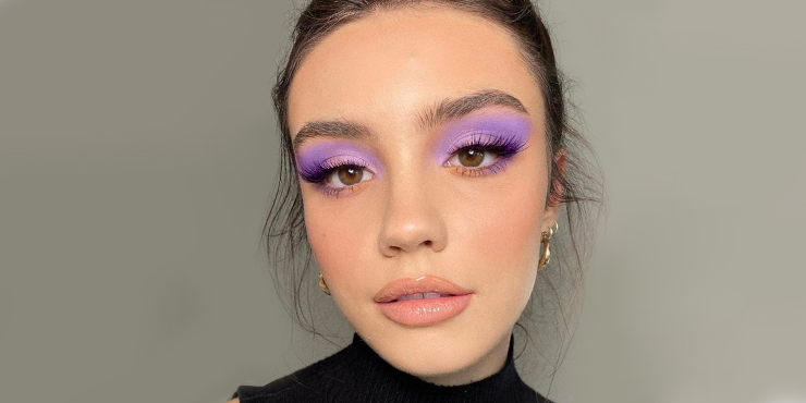 Aclara tu tono de ojos con estos maquillajes lila | Es la Moda