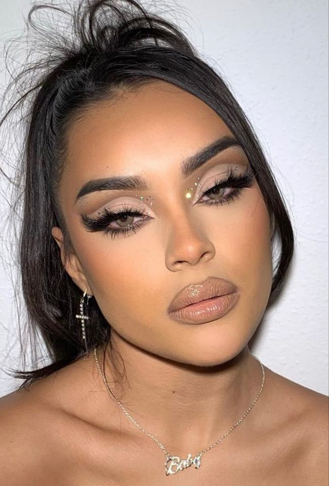 Makeups que lucen más en chicas de cabello negro | Es la Moda