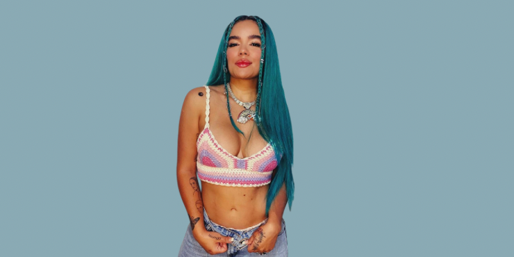 Mujer dió a luz en pleno concierto de Karol G | Es la Moda