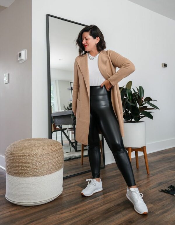 Leggings y abrigo, la combinación más cómoda de la época de frío | Es ...